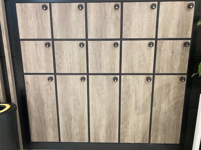 Visitor Lockers installed in the E.Leclerc, France - Lowe & Fletcher UK